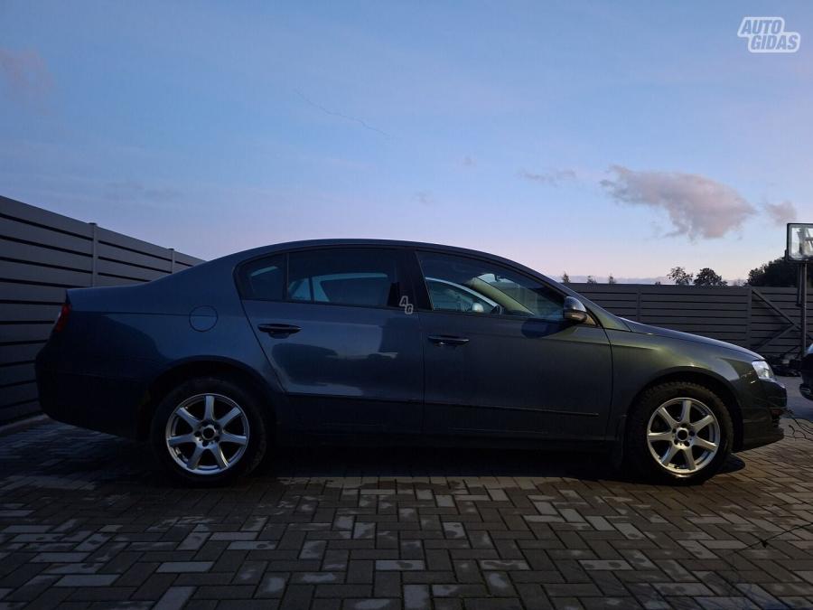 Volkswagen Passat 2009 Klaipėda, ar dzinēja tilpumu 1.90 L un nobraukumu 302 tūkst. km par 2900 €, foto 3 vietnē AUTOMOTO.COM.LV