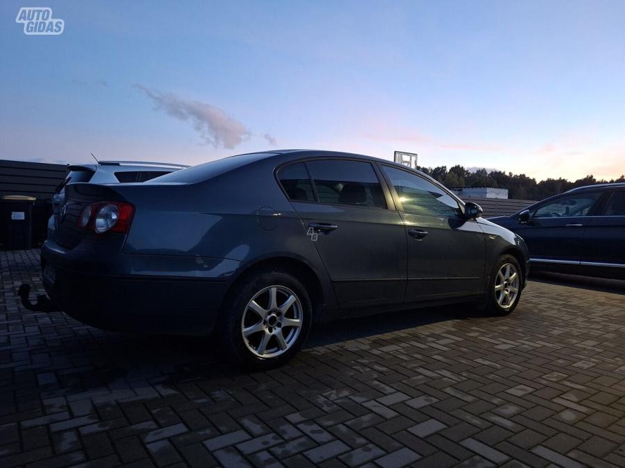 Volkswagen Passat 2009 Klaipėda, ar dzinēja tilpumu 1.90 L un nobraukumu 302 tūkst. km par 2900 €, foto 4 vietnē AUTOMOTO.COM.LV