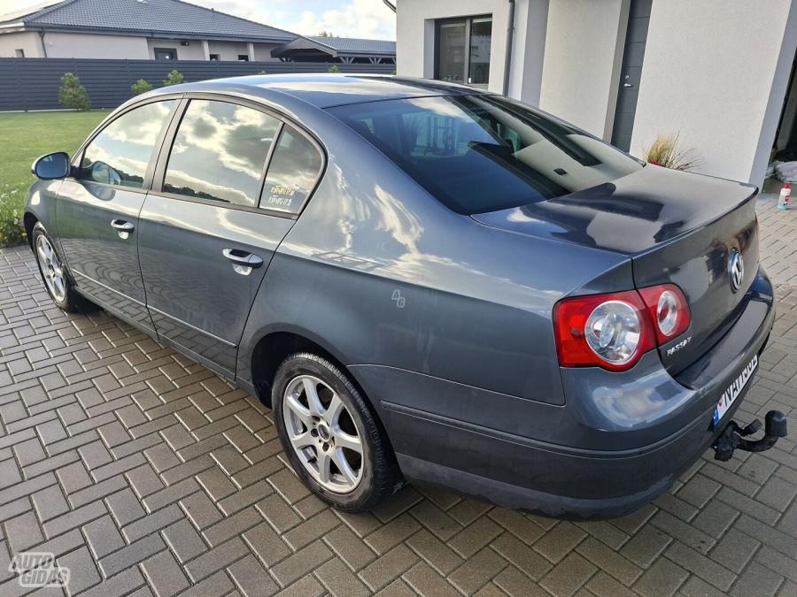 Volkswagen Passat 2009 Klaipėda, ar dzinēja tilpumu 1.90 L un nobraukumu 302 tūkst. km par 2900 €, foto 6 vietnē AUTOMOTO.COM.LV