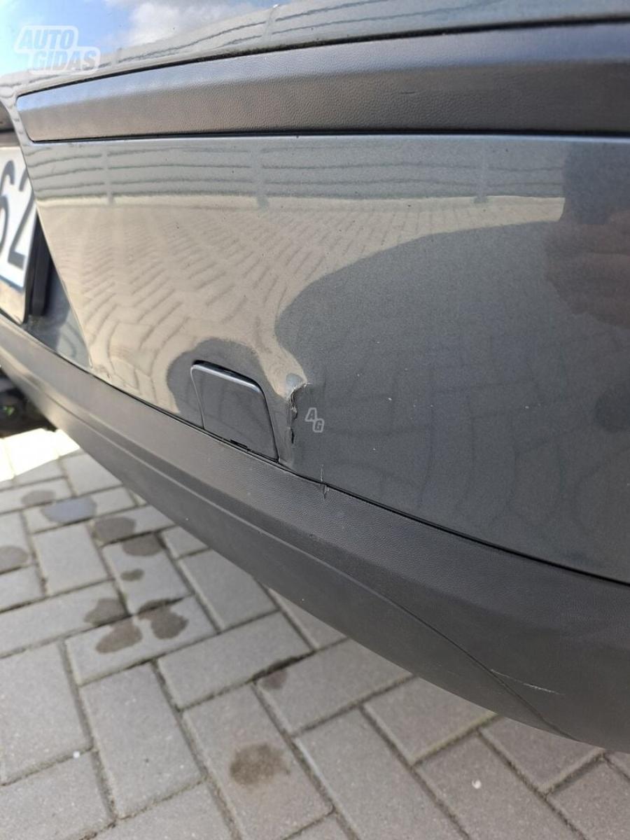 Volkswagen Passat 2009 Klaipėda, ar dzinēja tilpumu 1.90 L un nobraukumu 302 tūkst. km par 2900 €, foto 23 vietnē AUTOMOTO.COM.LV