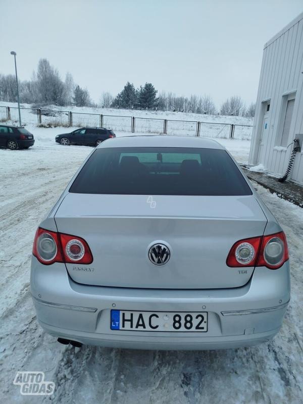 Volkswagen Passat 2010 in Anyksciai, with an engine capacity of 2.00 L and mileage of 346 thousand km for 1790 €, photo 3 on AUTOMOTO.COM.LV
