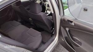 Volkswagen Passat 2010 Pērnava, ar dzinēja tilpumu 18.00 L un nobraukumu 191 tūkst. km par 3800 €, foto 12 vietnē AUTOMOTO.COM.LV