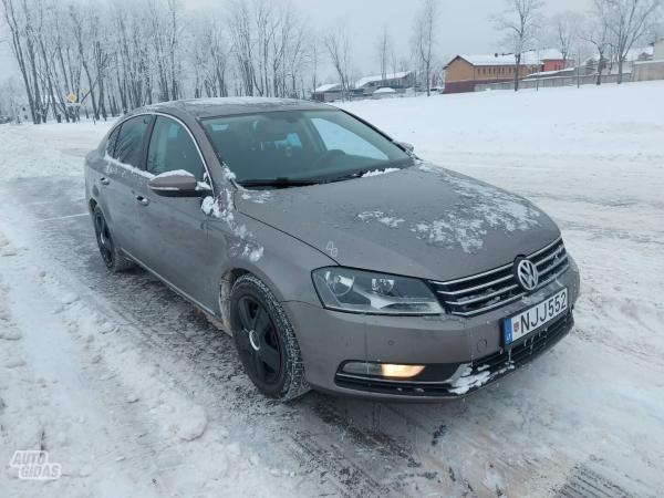 Volkswagen Passat 2011 in Ukmerge, with an engine capacity of 2.00 L and mileage of 500 thousand km for 3000 €, photo 3 on AUTOMOTO.COM.LV