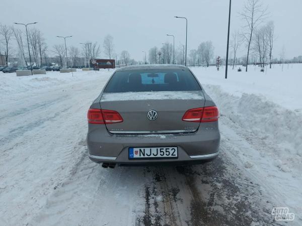 Volkswagen Passat 2011 in Ukmerge, with an engine capacity of 2.00 L and mileage of 500 thousand km for 3000 €, photo 5 on AUTOMOTO.COM.LV