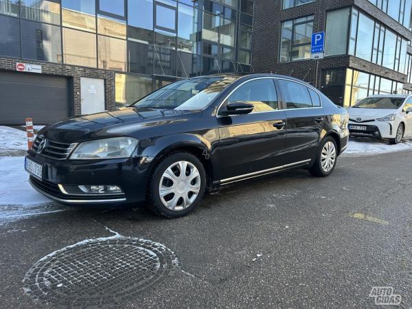 Volkswagen Passat 2011 Viļņa, ar dzinēja tilpumu 2.00 L un nobraukumu 240 tūkst. km par 6000 €, foto 2 vietnē AUTOMOTO.COM.LV