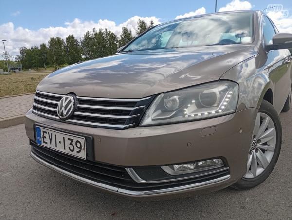 Volkswagen Passat 2011 in Vilnius, with an engine capacity of 2.00 L and mileage of 236 thousand km for 5200 €, photo 9 on AUTOMOTO.COM.LV