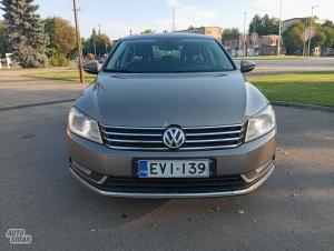 Volkswagen Passat 2011 in Siauliai, with an engine capacity of 2.00 L and mileage of 237 thousand km for 4950 €, photo 3 on AUTOMOTO.COM.LV