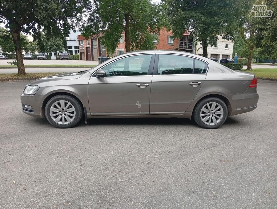 Volkswagen Passat 2011 Šauļi, ar dzinēja tilpumu 2.00 L un nobraukumu 238 tūkst. km par 4950 €, foto 8 vietnē AUTOMOTO.COM.LV