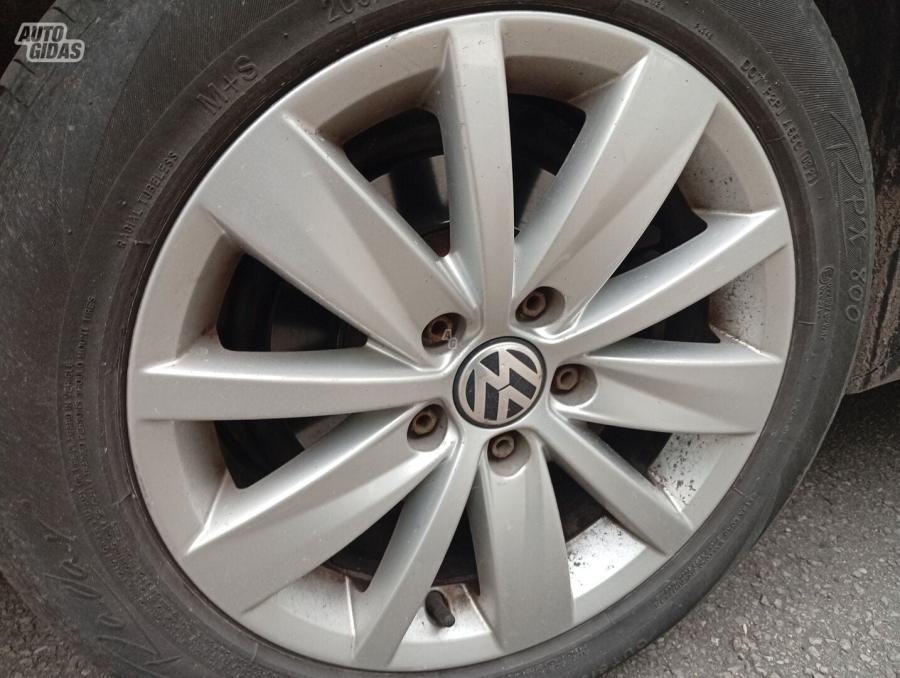 Volkswagen Passat 2011 Šauļi, ar dzinēja tilpumu 2.00 L un nobraukumu 238 tūkst. km par 4950 €, foto 31 vietnē AUTOMOTO.COM.LV