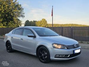 Volkswagen Passat 2011 in Trakai, with an engine capacity of 2.00 L and mileage of 289 thousand km for 4700 €, photo  on AUTOMOTO.COM.LV