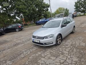 Volkswagen Passat 2011 in Vilnius, with an engine capacity of 2.00 L and mileage of 326 thousand km for 2499 €, photo 5 on AUTOMOTO.COM.LV