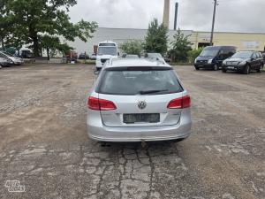 Volkswagen Passat 2011 in Vilnius, with an engine capacity of 2.00 L and mileage of 326 thousand km for 2499 €, photo 10 on AUTOMOTO.COM.LV