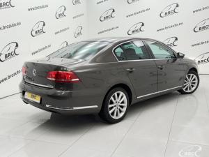 Volkswagen Passat 2012 in Vilnius, with an engine capacity of 1.97 L and mileage of 388 thousand km for 3900 €, photo 3 on AUTOMOTO.COM.LV