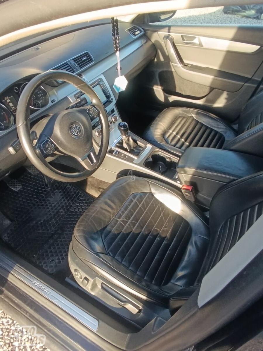 Volkswagen Passat 2012 Kauņa, ar dzinēja tilpumu 2.00 L un nobraukumu 293 tūkst. km par 4300 €, foto 9 vietnē AUTOMOTO.COM.LV