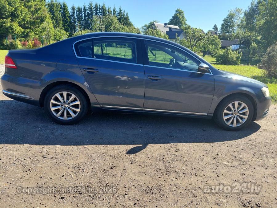 Volkswagen Passat 2012 in Tallinn, with an engine capacity of 2.00 L and mileage of 247 thousand km for 5950 €, photo 5 on AUTOMOTO.COM.LV