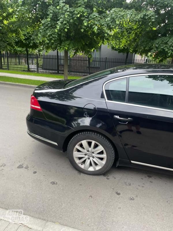 Volkswagen Passat 2012 in Kaunas, with an engine capacity of 1.80 L and mileage of 235 thousand km for 3200 €, photo 5 on AUTOMOTO.COM.LV