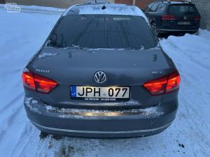 Volkswagen Passat 2013 in Kaunas, with an engine capacity of 2.00 L and mileage of 280 thousand km for 7000 €, photo 2 on AUTOMOTO.COM.LV