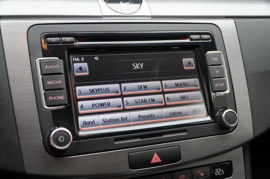 Volkswagen Passat 2013 in Peetri, with an engine capacity of 1.40 L and mileage of 348 thousand km for 3600 €, photo 16 on AUTOMOTO.COM.LV