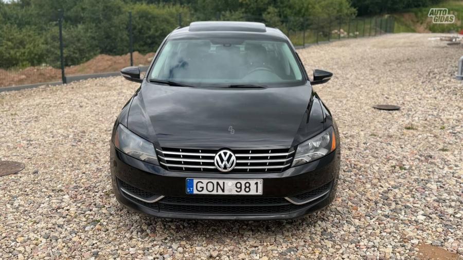 Volkswagen Passat 2013 in Siauliai, with an engine capacity of 2.00 L and mileage of 230 thousand km for 4950 €, photo 9 on AUTOMOTO.COM.LV
