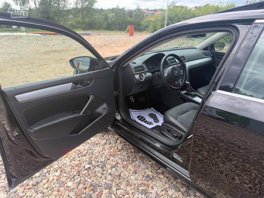 Volkswagen Passat 2013 in Siauliai, with an engine capacity of 2.00 L and mileage of 230 thousand km for 4950 €, photo 13 on AUTOMOTO.COM.LV