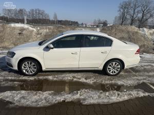 Volkswagen Passat 2014 in Vilnius, with an engine capacity of 1.60 L and mileage of 354 thousand km for 4700 €, photo 2 on AUTOMOTO.COM.LV