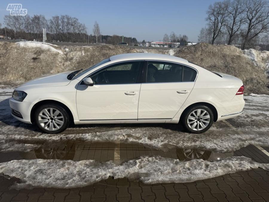 Volkswagen Passat 2014 in Vilnius, with an engine capacity of 1.60 L and mileage of 354 thousand km for 4700 €, photo 2 on AUTOMOTO.COM.LV