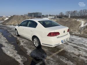 Volkswagen Passat 2014 in Vilnius, with an engine capacity of 1.60 L and mileage of 354 thousand km for 4700 €, photo 3 on AUTOMOTO.COM.LV