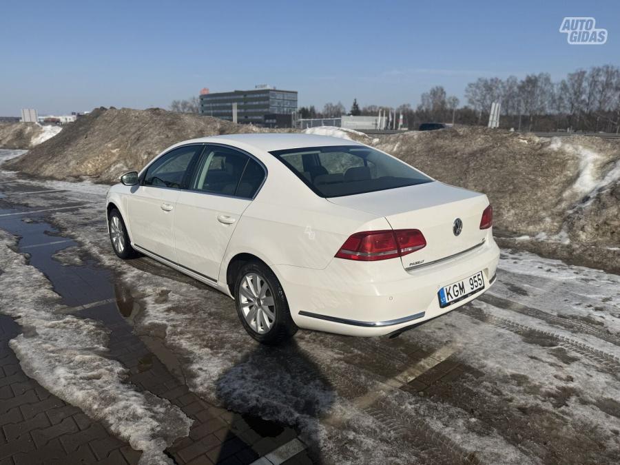 Volkswagen Passat 2014 in Vilnius, with an engine capacity of 1.60 L and mileage of 354 thousand km for 4700 €, photo 3 on AUTOMOTO.COM.LV