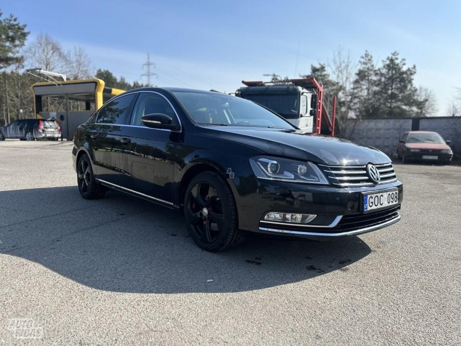 Volkswagen Passat 2014 in Kaunas, with an engine capacity of 1.40 L and mileage of 285 thousand km for 3200 €, photo 2 on AUTOMOTO.COM.LV