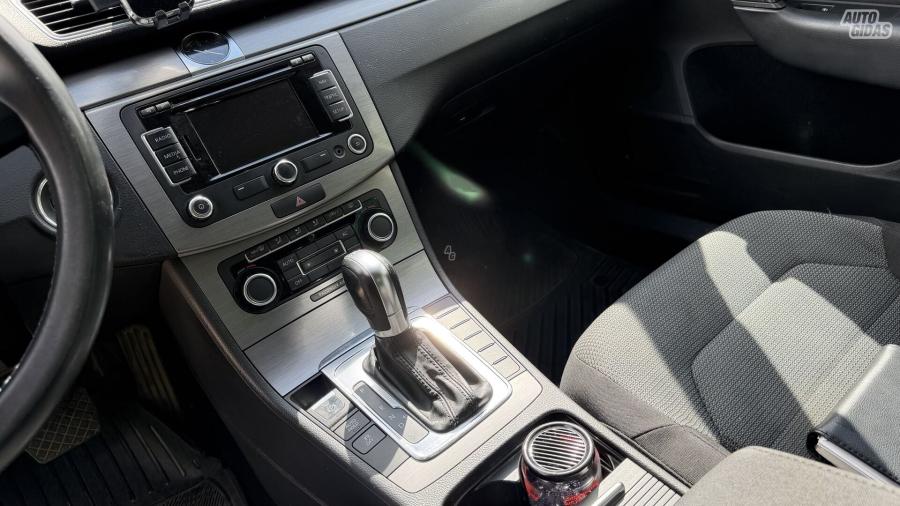 Volkswagen Passat 2014 Viļņa, ar dzinēja tilpumu 1.40 L un nobraukumu 344 tūkst. km par 1700 €, foto 8 vietnē AUTOMOTO.COM.LV