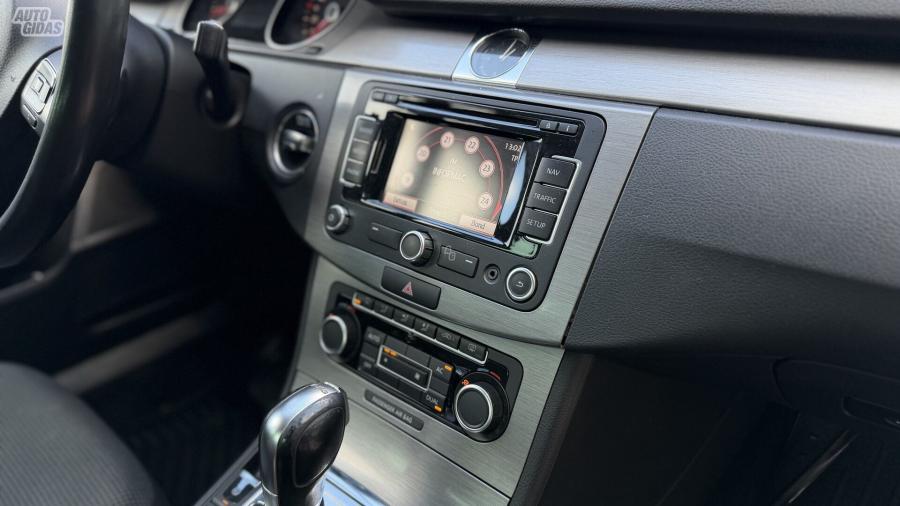 Volkswagen Passat 2014 Viļņa, ar dzinēja tilpumu 1.40 L un nobraukumu 343 tūkst. km par 3250 €, foto 9 vietnē AUTOMOTO.COM.LV