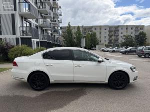 Volkswagen Passat 2014 in Vilnius, with an engine capacity of 1.60 L and mileage of 335 thousand km for 4500 €, photo 9 on AUTOMOTO.COM.LV