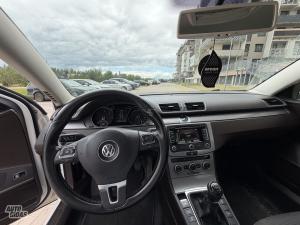 Volkswagen Passat 2014 in Vilnius, with an engine capacity of 1.60 L and mileage of 335 thousand km for 4500 €, photo 12 on AUTOMOTO.COM.LV