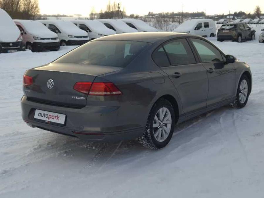 Volkswagen Passat 2015 in Ukmerge, with an engine capacity of 1.40 L and mileage of 111 thousand km for 9500 €, photo 4 on AUTOMOTO.COM.LV