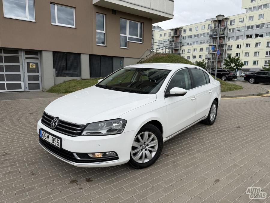 Volkswagen Passat 2015 in Vilnius, with an engine capacity of 1.60 L and mileage of 360 thousand km for 5000 €, photo 1 on AUTOMOTO.COM.LV