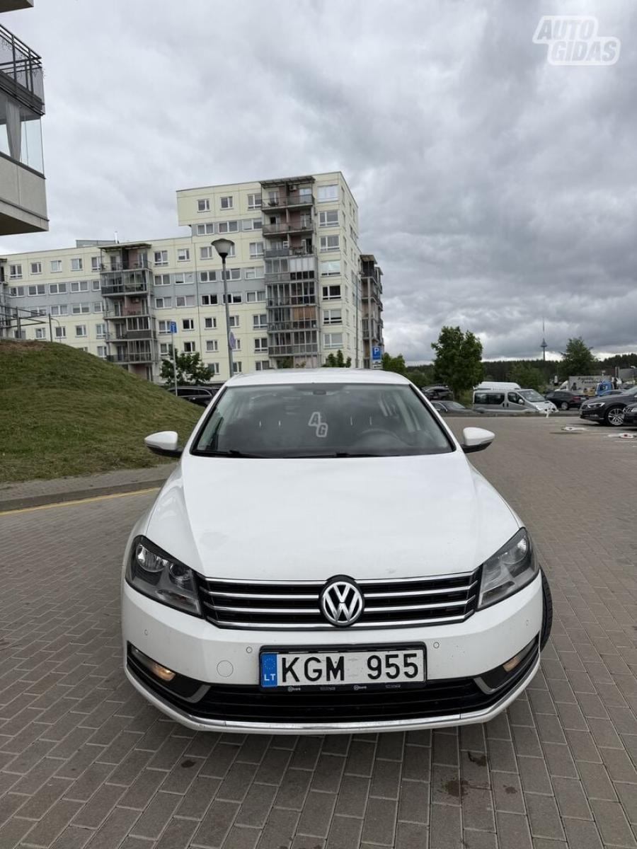 Volkswagen Passat 2015 in Vilnius, with an engine capacity of 1.60 L and mileage of 360 thousand km for 5000 €, photo 3 on AUTOMOTO.COM.LV