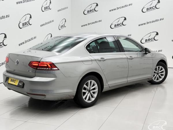 Volkswagen Passat 2015 in Vilnius on AUTOMOTO.COM.LV Volkswagen Passat 2015 in Vilnius, with an engine capacity of 1.40 L and mileage of 363 thousand km for 6350 β¬, photo 3 on AUTOMOTO.COM.LV