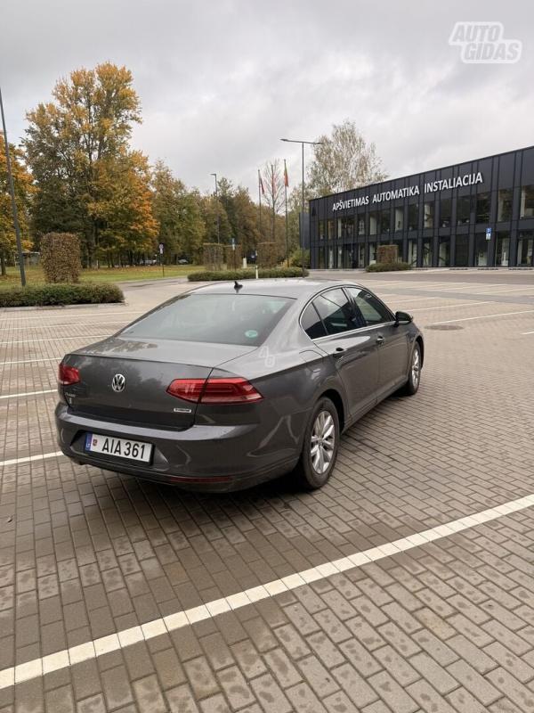 Volkswagen Passat 2015 in Vilnius, with an engine capacity of 1.60 L and mileage of 232 thousand km for 5700 €, photo 3 on AUTOMOTO.COM.LV