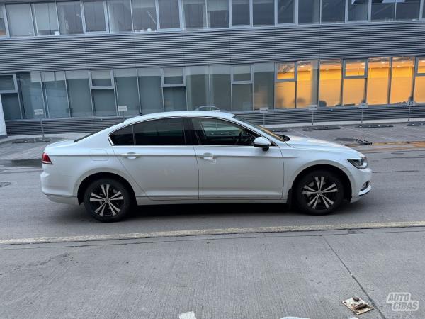 Volkswagen Passat 2016 in Vilnius, with an engine capacity of 1.60 L and mileage of 310 thousand km for 9500 €, photo 7 on AUTOMOTO.COM.LV