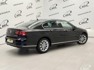 Volkswagen Passat 2016 in Vilnius, with an engine capacity of 1.97 L and mileage of 269 thousand km for 11900 €, photo 2 on AUTOMOTO.COM.LV