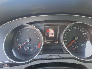 Volkswagen Passat 2016 in Gargzdai, with an engine capacity of 2.00 L and mileage of 220 thousand km for 6700 €, photo 9 on AUTOMOTO.COM.LV