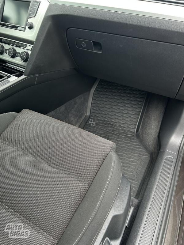 Volkswagen Passat 2016 Viļņa, ar dzinēja tilpumu 1.40 L un nobraukumu 270 tūkst. km par 8100 €, foto 8 vietnē AUTOMOTO.COM.LV