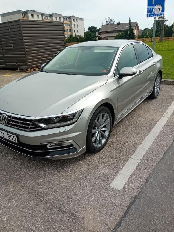 Volkswagen Passat 2016 in Jonava, with an engine capacity of 2.00 L and mileage of 200 thousand km for 14500 €, photo 4 on AUTOMOTO.COM.LV