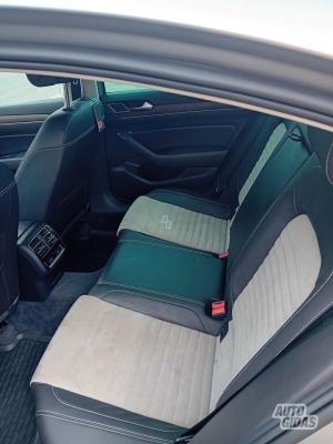 Volkswagen Passat 2016 in Jonava, with an engine capacity of 2.00 L and mileage of 200 thousand km for 14500 €, photo 12 on AUTOMOTO.COM.LV