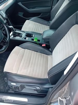 Volkswagen Passat 2016 in Jonava, with an engine capacity of 2.00 L and mileage of 200 thousand km for 14500 €, photo 16 on AUTOMOTO.COM.LV