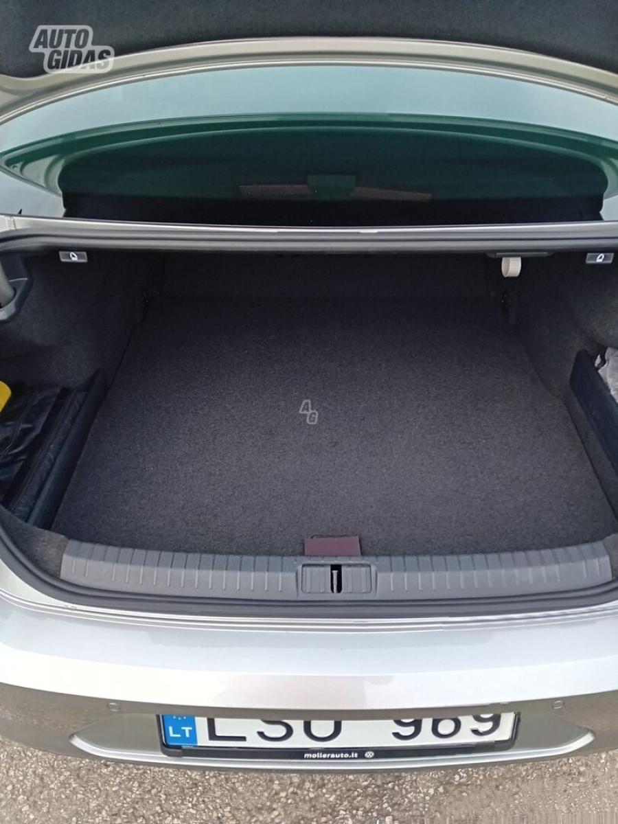 Volkswagen Passat 2016 in Jonava, with an engine capacity of 2.00 L and mileage of 200 thousand km for 14500 €, photo 20 on AUTOMOTO.COM.LV