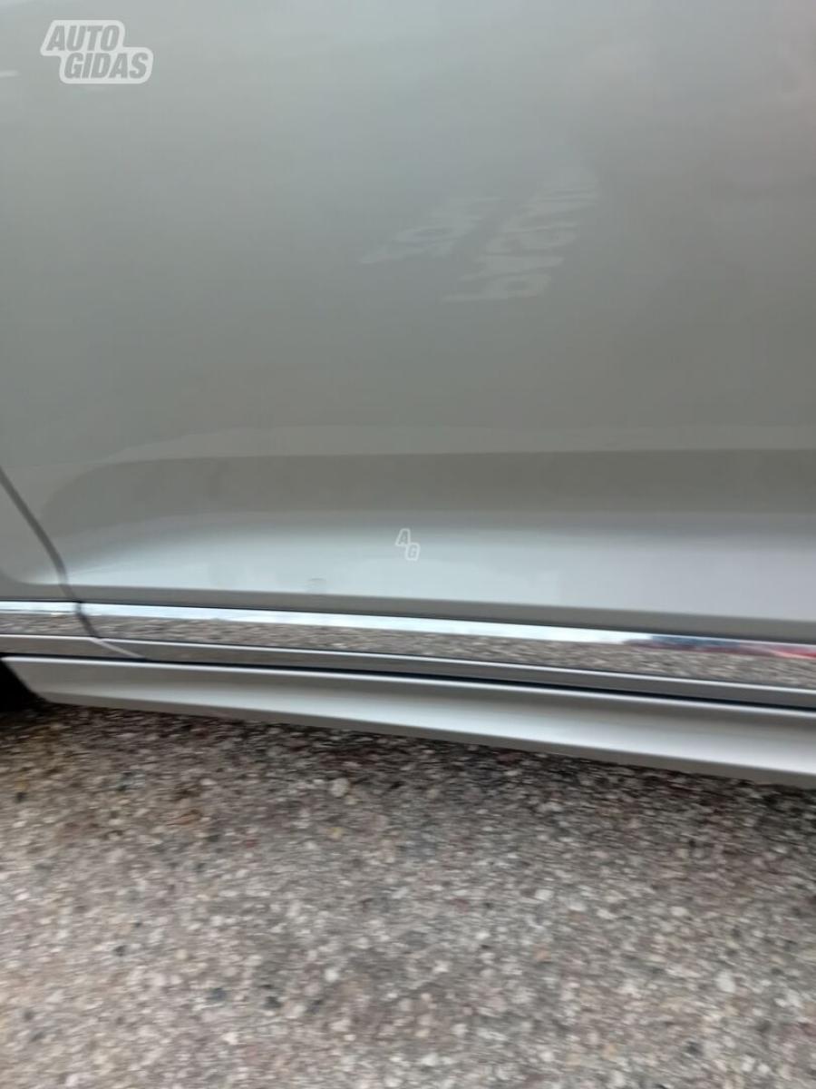 Volkswagen Passat 2016 in Jonava, with an engine capacity of 2.00 L and mileage of 200 thousand km for 14500 €, photo 23 on AUTOMOTO.COM.LV