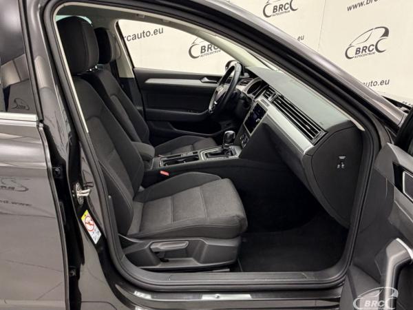 Volkswagen Passat 2019 in Vilnius, with an engine capacity of 1.50 L and mileage of 123 thousand km for 14900 €, photo 4 on AUTOMOTO.COM.LV