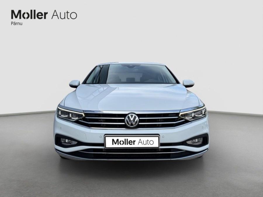Volkswagen Passat 2020 in Parnu, with an engine capacity of 1.50 L and mileage of 93 thousand km for 21900 €, photo 4 on AUTOMOTO.COM.LV
