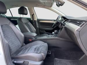 Volkswagen Passat 2020 in Parnu, with an engine capacity of 1.50 L and mileage of 93 thousand km for 21900 €, photo 6 on AUTOMOTO.COM.LV